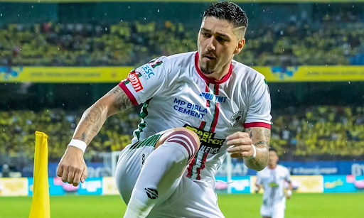 Dimitri Petratos scores a hat-trick as ATK Mohun Bagan defeats Kerala ...